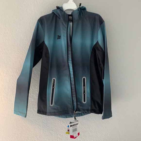 mossi | Jackets & Coats | Nwt Mossi Rain Jacket Size Med | Poshmark